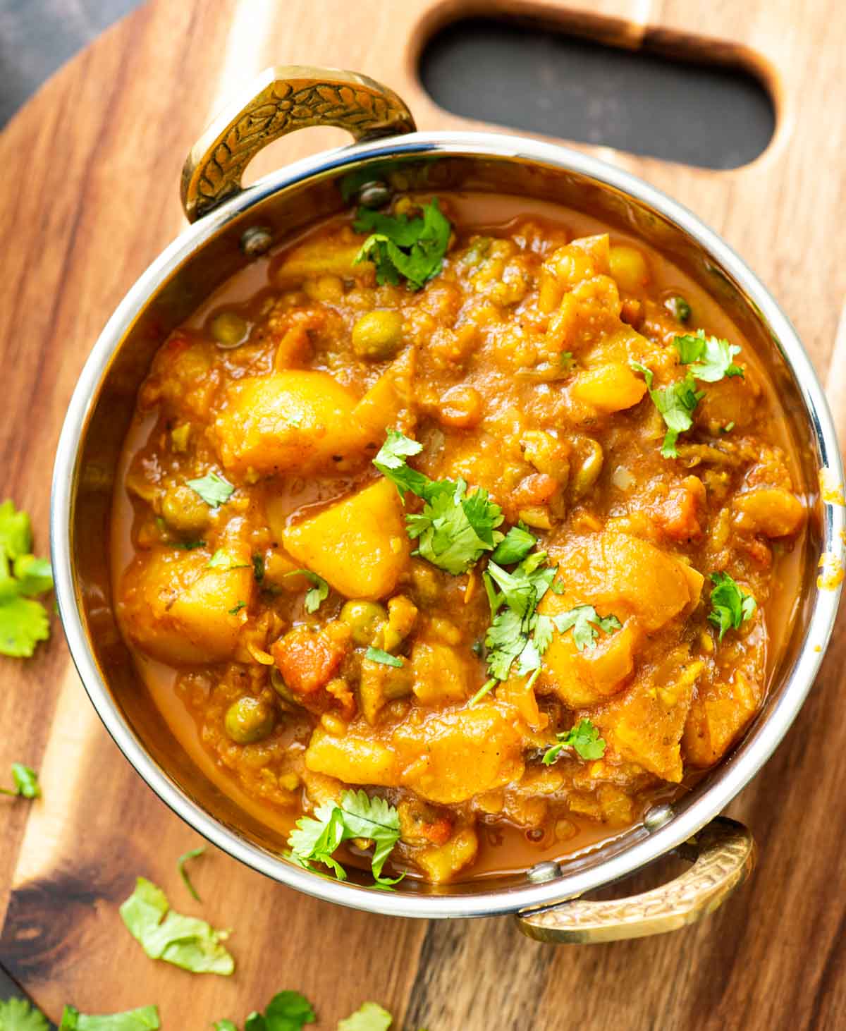 Step-by-Step Aloo Matar Rasedar Recipe (Potatoes & Peas in Sauce) and ...